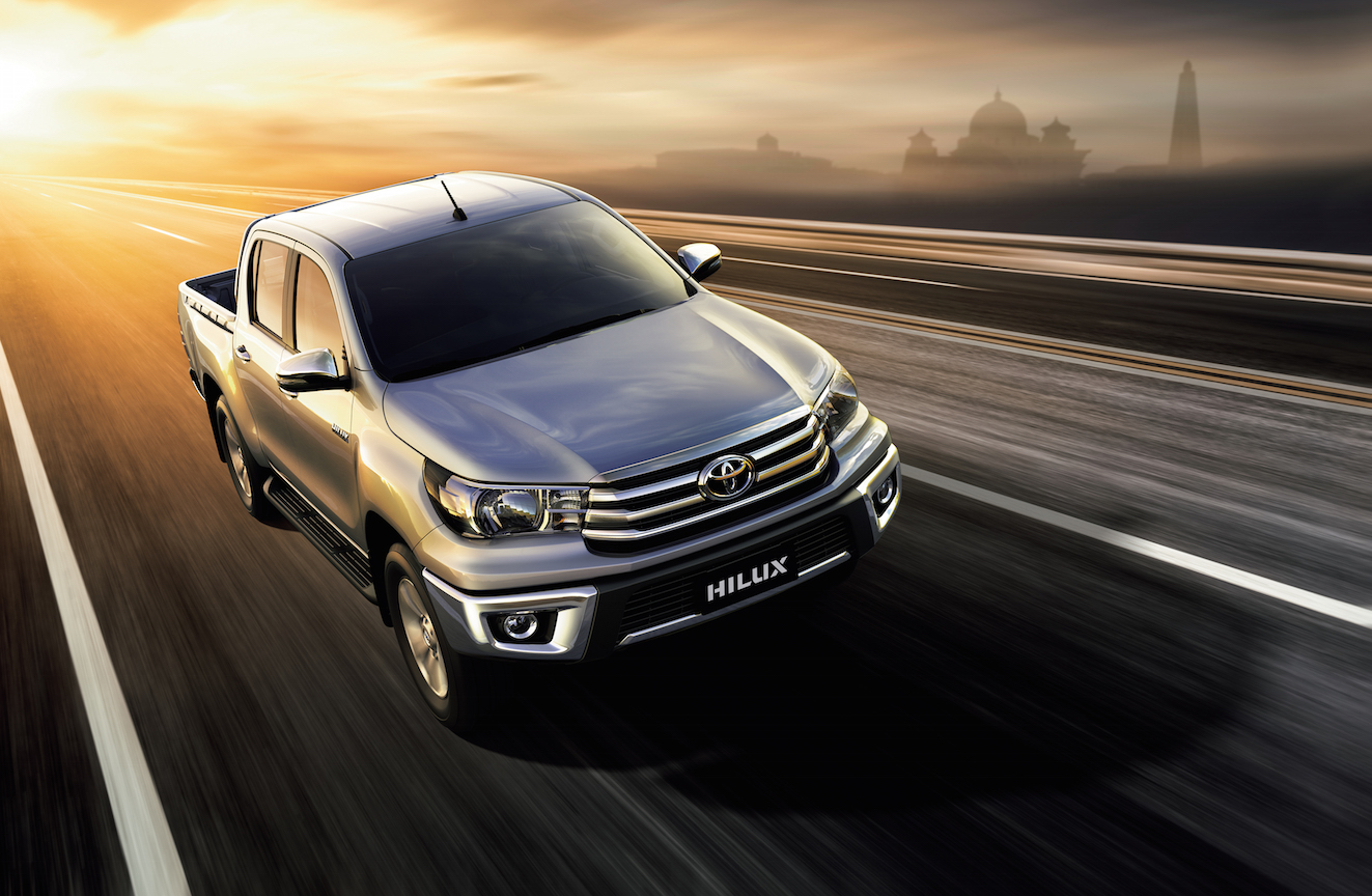 New Hilux retains high ground with diesel | drivemeonline.com